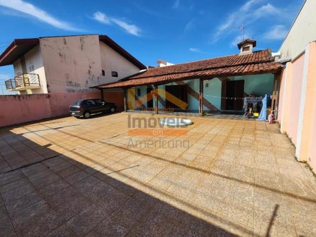 Casa para venda em Parque Novo Mundo de 192.00m² com 3 Quartos, 1 Suite e 6 Garagens