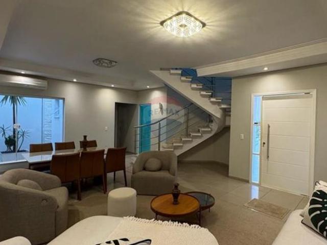 Casa para venda em Parque Novo Mundo de 219.37m² com 3 Quartos, 1 Suite e 3 Garagens