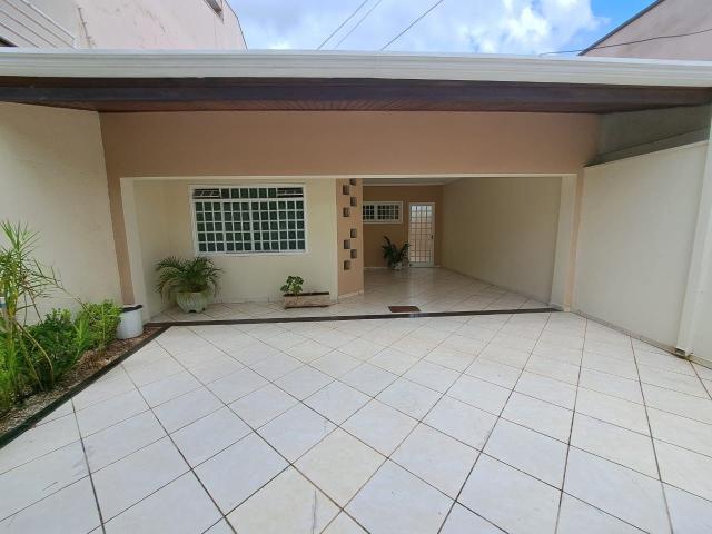 Casa para venda em Parque Novo Mundo em Americana São Paulo de 126.00m² com 3 Quartos, 1 Suíte e 3 Garagens