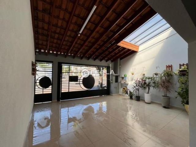 Casa para venda em Parque Nova Carioba de 132.00m² com 2 Quartos, 1 Suite e 2 Garagens