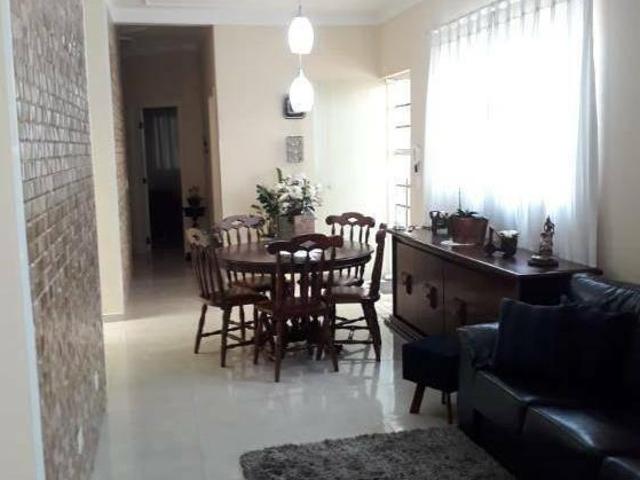 Casa para venda em Parque Nova Carioba de 155.00m² com 3 Quartos, 1 Suite e 5 Garagens