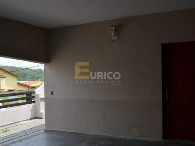 Casa para venda em Parque Nova Suíça de 195.00m² com 4 Quartos, 2 Suites e 4 Garagens