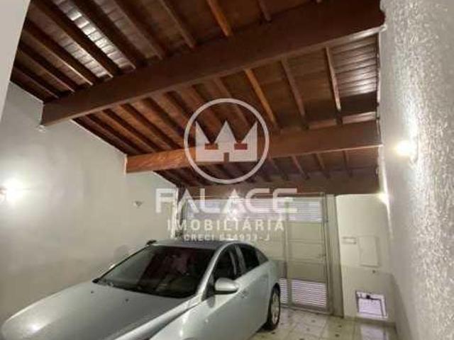 Casa para venda em Parque Água Branca de 70.00m² com 1 Quarto, 1 Suite e 2 Garagens