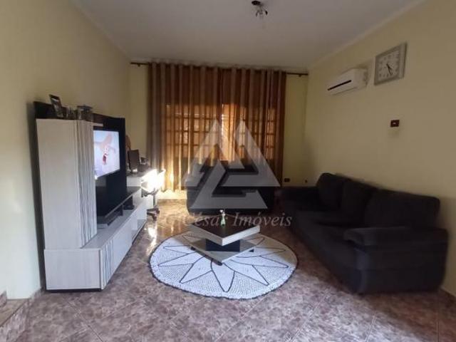 Casa para venda em Parque Aliança de 240.00m² com 2 Quartos, 1 Suite e 2 Garagens