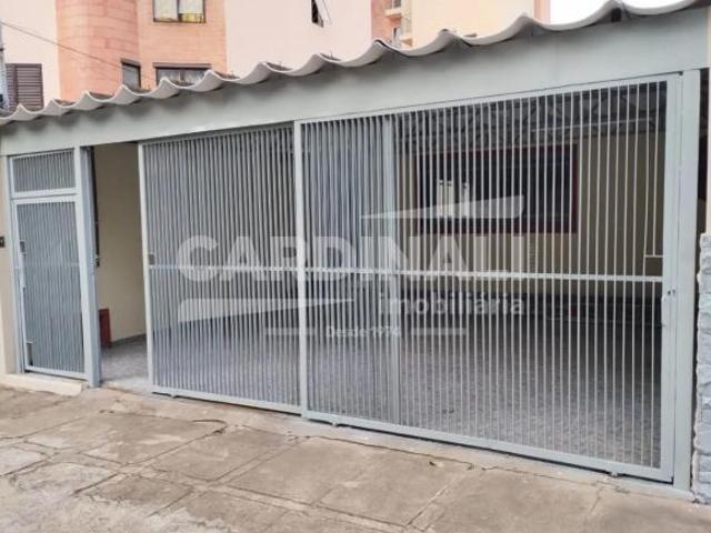 Casa para venda em Parque Arnold Schimidt de 230.00m² com 3 Quartos, 1 Suite e 3 Garagens