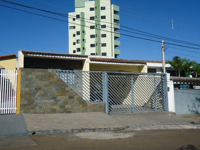 Casa para venda em Parque Arnold Schimidt em São Carlos São Paulo de 188.00m² com 3 Quartos, 1 Suíte e 2 Garagens
