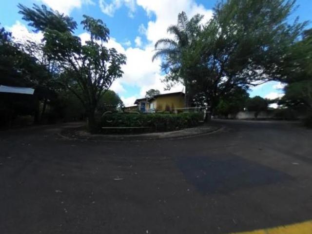 Casa para venda em Parque Belvedere de 270.00m² com 3 Quartos, 3 Suites e 4 Garagens