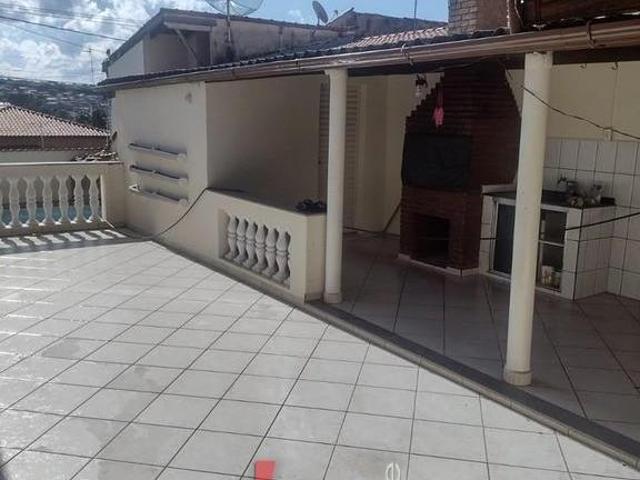Casa para venda em Parque Brasil de 300.00m² com 4 Quartos, 1 Suite e 2 Garagens