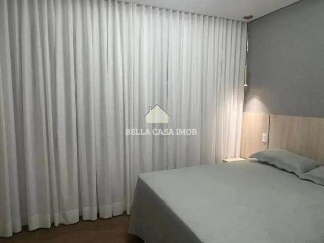 Casa para venda em Parque Campolim de 225.00m² com 3 Quartos, 3 Suites e 4 Garagens