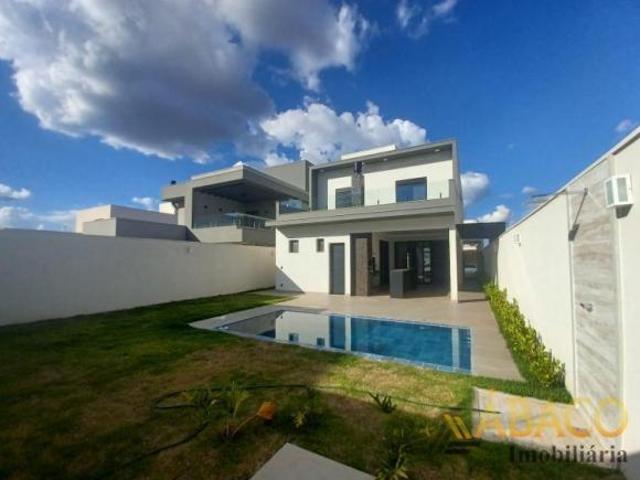 Casa para venda em Faber 4 de 275.00m² com 4 Quartos, 3 Suites e 4 Garagens