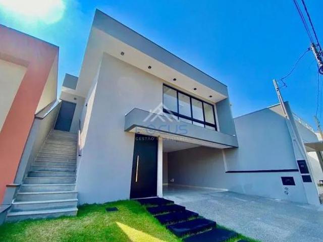 Casa para venda em Parque Cecap de 206.00m² com 3 Quartos, 1 Suite e 4 Garagens
