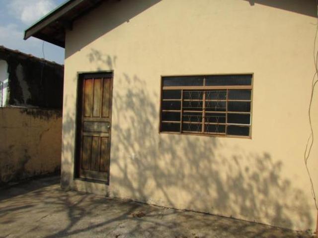 Casa para venda em Parque Chapadão de 80.00m² com 2 Quartos, 1 Suite e 1 Garagem