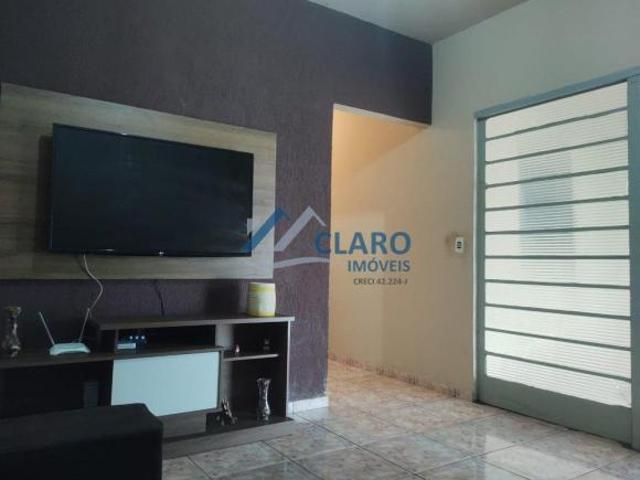 Casa para venda em Parque City de 110.00m² com 3 Quartos e 1 Garagem