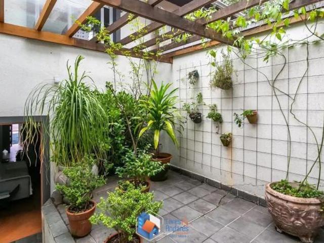 Casa para venda em Parque Colonial com 2 quartos, 107m²