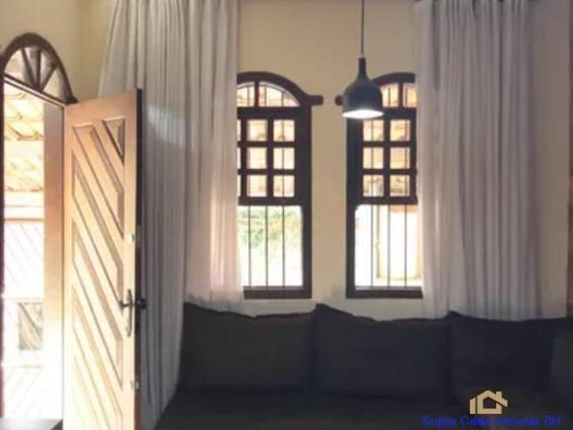Casa para venda em Parque Copacabana, Belo Horizonte
