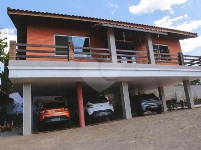 Casa para venda em Parque Da Fazenda de 500.00m² com 3 Quartos, 1 Suite e 7 Garagens