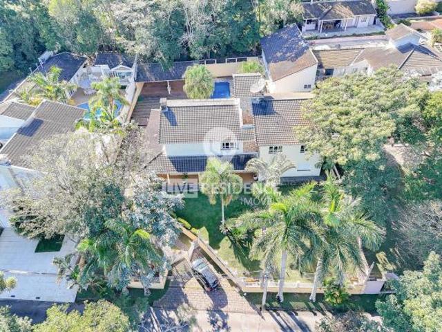 Casa para venda em Parque Da Fazenda de 827.00m² com 4 Quartos, 2 Suites e 2 Garagens