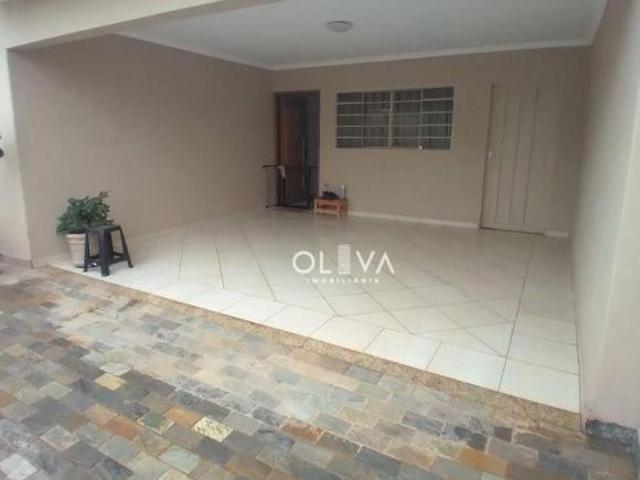 Casa para venda em Parque Das Aroeiras de 135.00m² com 3 Quartos