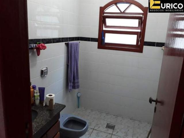Casa para venda em PARQUE DAS COLINAS de 210.00m² com 5 Quartos e 1 Suite