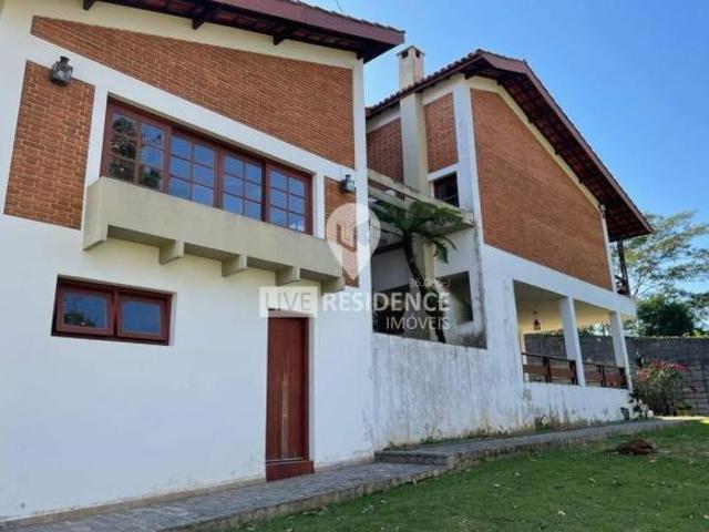 Casa para venda em Parque Das Laranjeiras de 455.00m² com 4 Quartos, 2 Suites e 10 Garagens