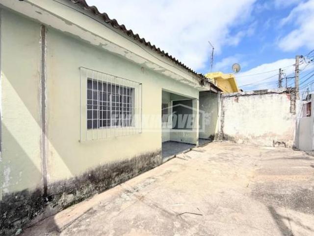 Casa para venda em Parque Das Laranjeiras de 75.00m² com 2 Quartos e 1 Garagem