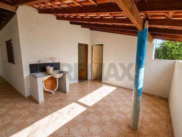 Casa para venda em Parque Das Laranjeiras de 90.00m² com 3 Quartos
