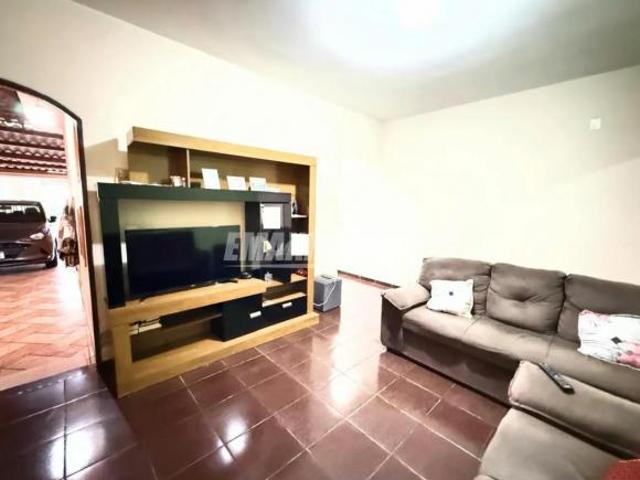 Casa para venda em Parque Das Paineiras de 114.00m² com 2 Quartos e 3 Garagens