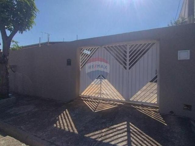 Casa para venda em Parque Do Horto de 140.00m² com 3 Quartos e 3 Garagens