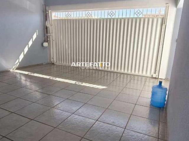 Casa para venda em Parque Dom Pedro I de 168.00m² com 3 Quartos, 1 Suite e 2 Garagens