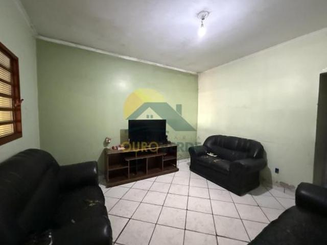 Casa para venda em Parque Dom Pedro Ii de 360.00m² com 2 Quartos e 2 Garagens