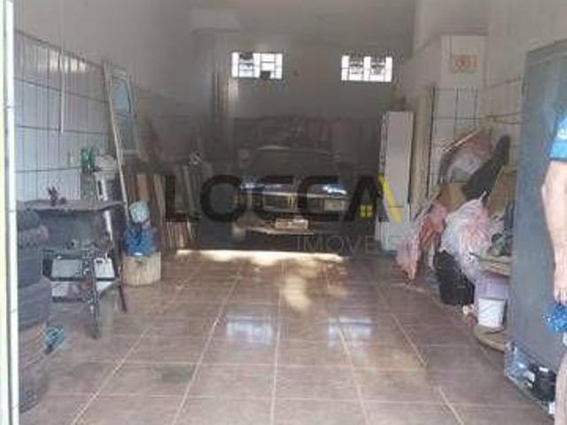 Casa para venda em Parque Dos Flamboyans de 230.00m² com 3 Quartos e 1 Garagem