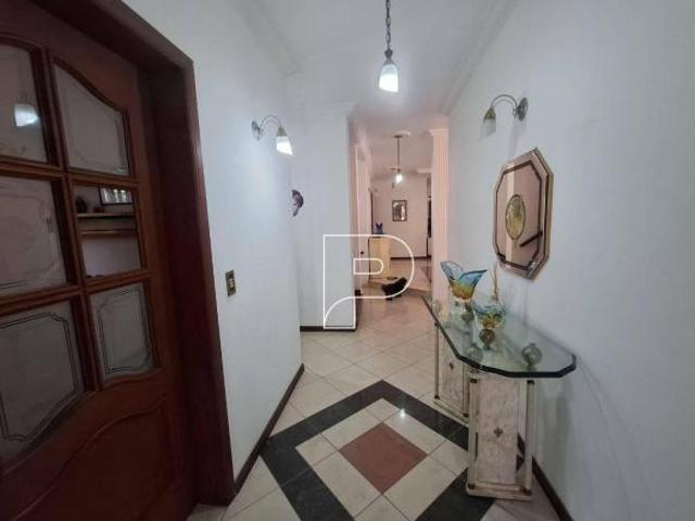 Casa para venda em Parque Dos Príncipes de 470.00m² com 4 Quartos, 2 Suites e 7 Garagens