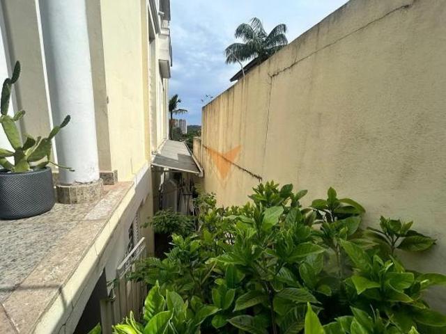 Casa para venda em Parque Dos Príncipes de 650.00m² com 5 Quartos, 5 Suites e 3 Garagens