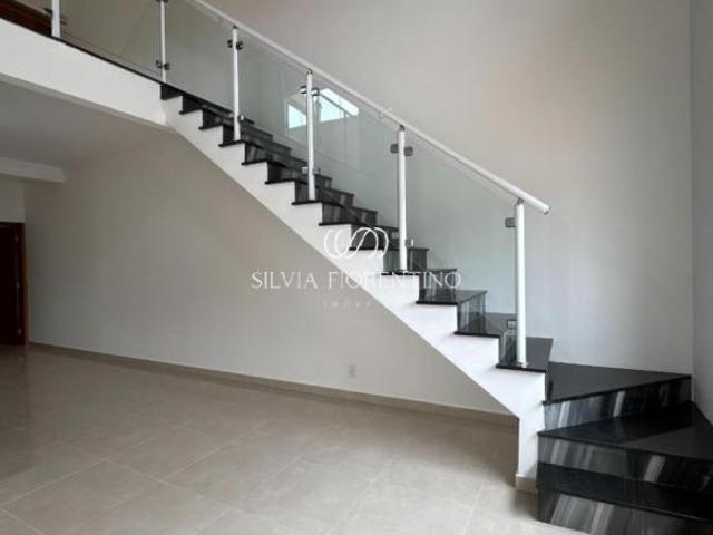 Casa para venda em Parque Esperança de 225.00m² com 3 Quartos, 1 Suite e 2 Garagens