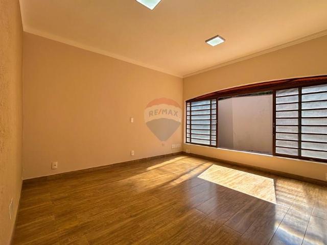 Casa para venda em Parque Esperança em Mogi Mirim São Paulo de 186.00m² com 4 Quartos, 1 Suíte e 6 Garagens