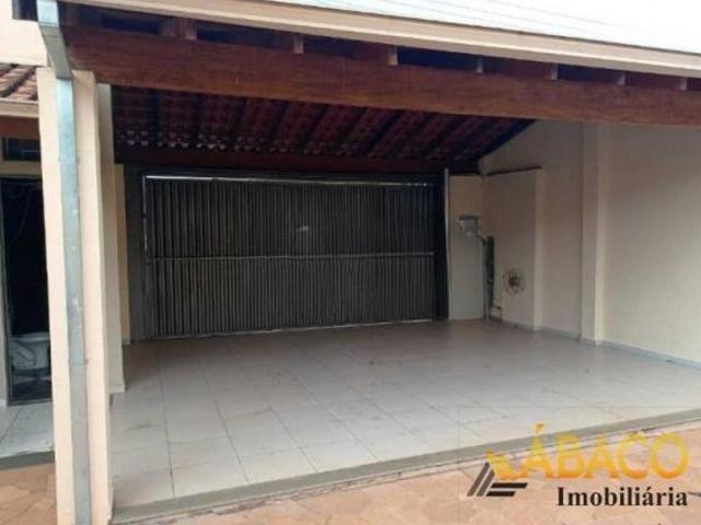 Casa para venda em Parque Fehr de 120.00m² com 1 Quarto e 2 Garagens