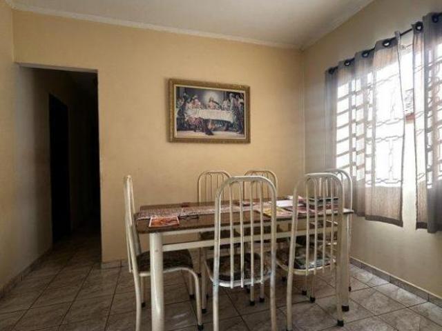 Casa para venda em Parque Hipódromo de 150.00m² com 3 Quartos, 1 Suite e 4 Garagens