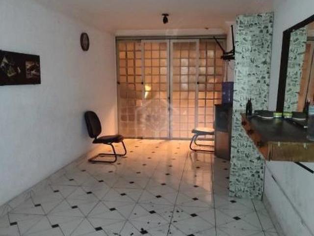 Casa para venda em Parque Industrial de 150.00m² com 3 Quartos, 1 Suite e 2 Garagens