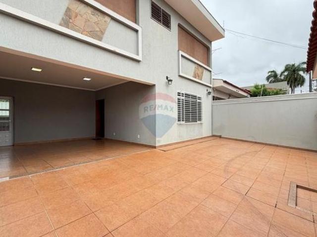 Casa para venda em Parque Industrial Lagoinha de 283.00m² com 3 Quartos e 6 Garagens