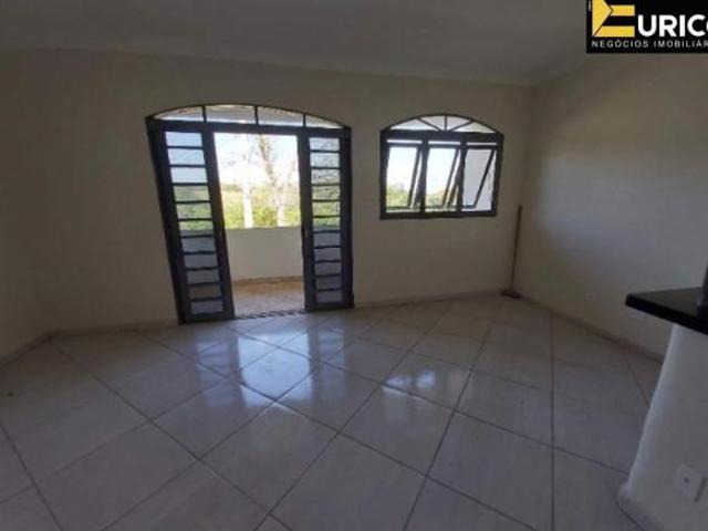 Casa para venda em Parque Jambeiro de 117.00m² com 3 Quartos, 1 Suite e 2 Garagens