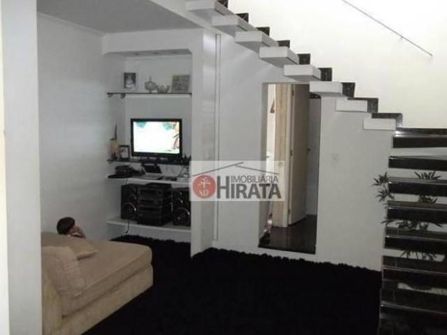 Casa para venda em Parque Jambeiro de 250.00m² com 3 Quartos, 3 Suites e 3 Garagens