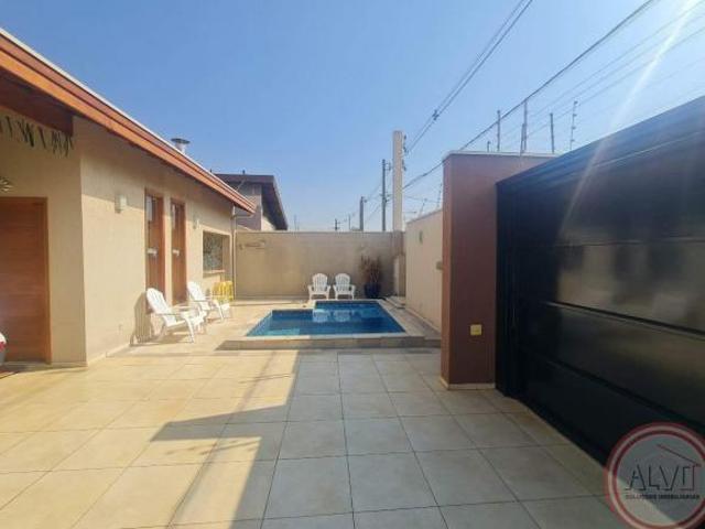 Casa para venda em Parque Jardim Murayama de 156.00m² com 3 Quartos, 3 Suites e 4 Garagens