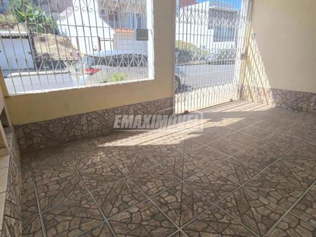 Casa para venda em Parque Jataí de 150.00m² com 2 Quartos e 2 Garagens