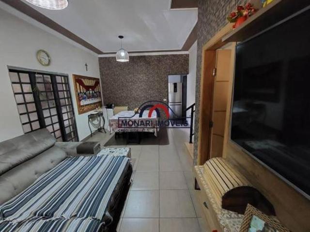 Casa para venda em Parque Liberdade de 202.00m² com 4 Quartos, 1 Suite e 2 Garagens