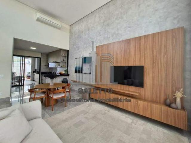 Casa para venda em PARQUE RURAL FAZENDA SANTA CÂNDIDA de 160.00m² com 3 Quartos, 3 Suites e 4 Garage