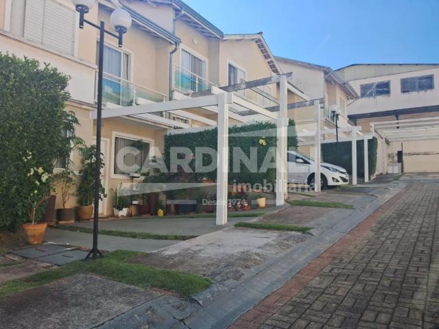 Casa para venda em Parque Rural Fazenda Santa Cândida em Campinas São Paulo de 90.00m² com 3 Quartos, 1 Suíte e 2 Garagens