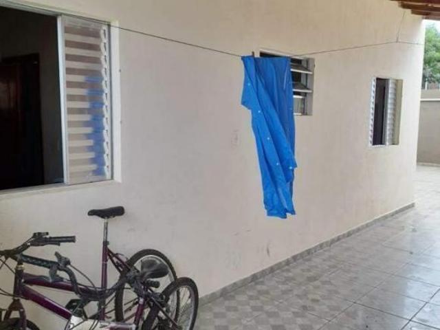 Casa para venda em Parque Real II de 120.00m² com 3 Quartos, 1 Suite e 2 Garagens