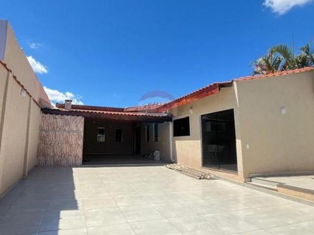 Casa para venda em Parque Residencial Cândido Portinari de 156.00m² com 3 Quartos, 1 Suite e 4 Garag