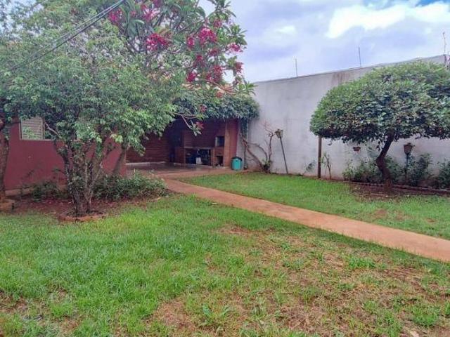 Casa para venda em Parque Residencial Cândido Portinari de 131.00m² com 3 Quartos e 4 Garagens