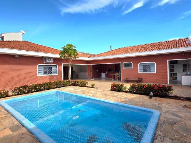 Casa para venda em Parque Residencial Comendador Mançor Daud em São José Do Rio Preto São Paulo de 320.00m² com 4 Quartos, 4 Suítes e 6 Garagens